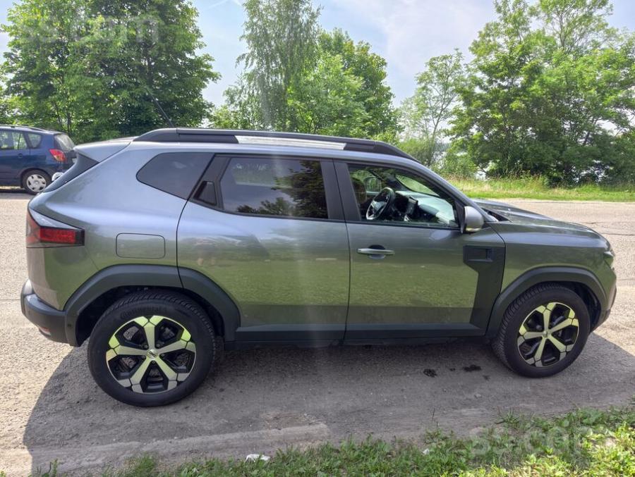 Pelēks Dacia Duster 2025 Ogre, ar dzinēja tilpumu 1.20 L un nobraukumu 42 tūkst. km par 20000 €, foto 1 vietnē AUTOMOTO.COM.LV