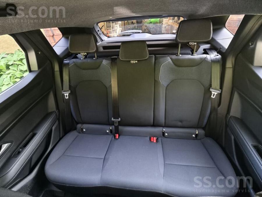 Pelēks Dacia Duster 2025 Ogre, ar dzinēja tilpumu 1.20 L un nobraukumu 42 tūkst. km par 20000 €, foto 9 vietnē AUTOMOTO.COM.LV