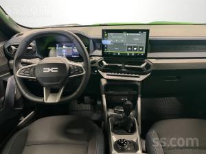Pelēks Dacia Duster 2025 Rīga, ar dzinēja tilpumu 1.20 L un nobraukumu 43 tūkst. km par 19990 €, foto 15 vietnē AUTOMOTO.COM.LV