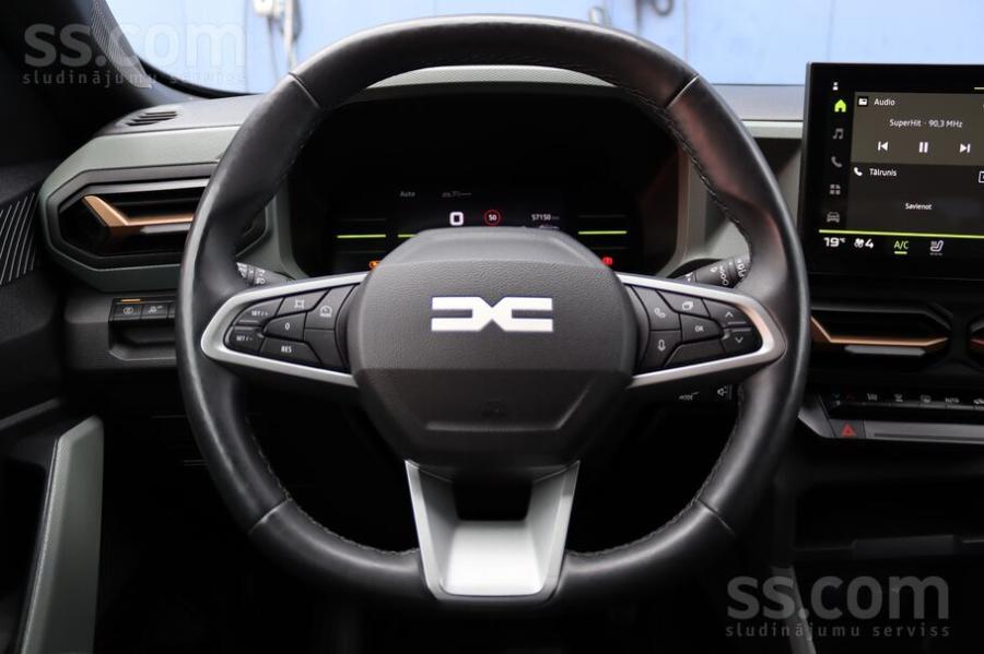 Серый Дачия Duster 2025 в Рига, объемом двигателя 1.20 л и пробегом 58 тыс. км за 20100 €, фото 12 на AUTOMOTO.COM.LV