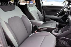Серый Дачия Duster 2025 в Рига, объемом двигателя 1.20 л и пробегом 58 тыс. км за 20100 €, фото 27 на AUTOMOTO.COM.LV