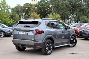 Серый Дачия Duster 2025 в Рига, объемом двигателя 1.20 л и пробегом 58 тыс. км за 20100 €, фото 32 на AUTOMOTO.COM.LV