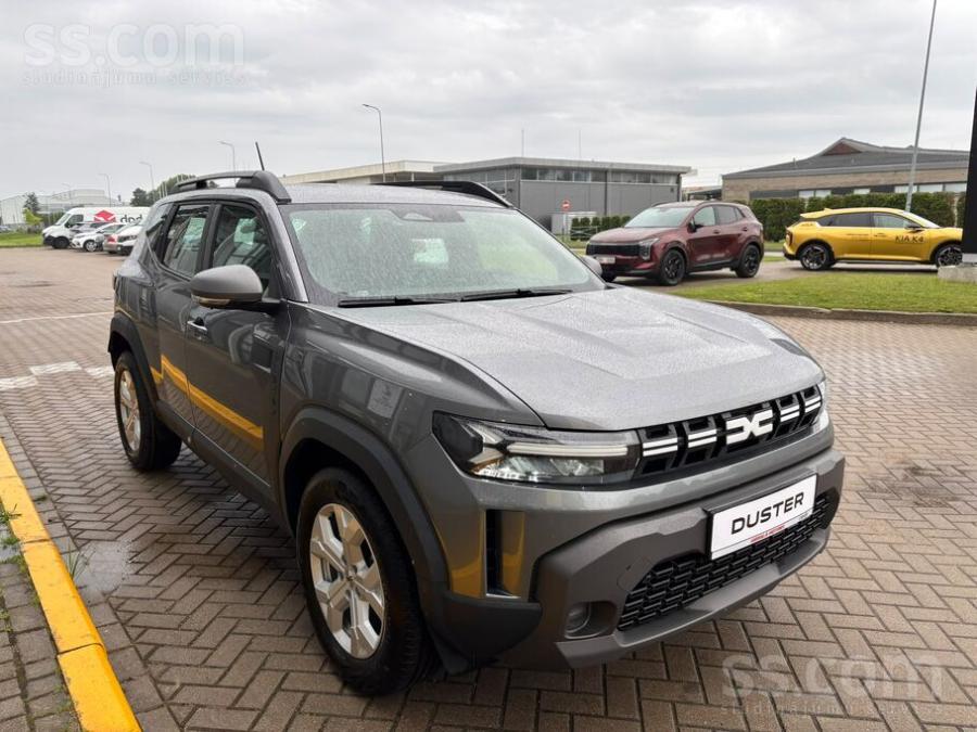 Grey Dacia Duster 2026 in Liepaja, with an engine capacity of 1.20 L and mileage of 0 thousand km for 20640 €, photo 8 on AUTOMOTO.COM.LV