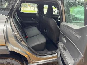 Grey Dacia Duster 2026 in Liepaja, with an engine capacity of 1.20 L and mileage of 0 thousand km for 20640 €, photo 20 on AUTOMOTO.COM.LV