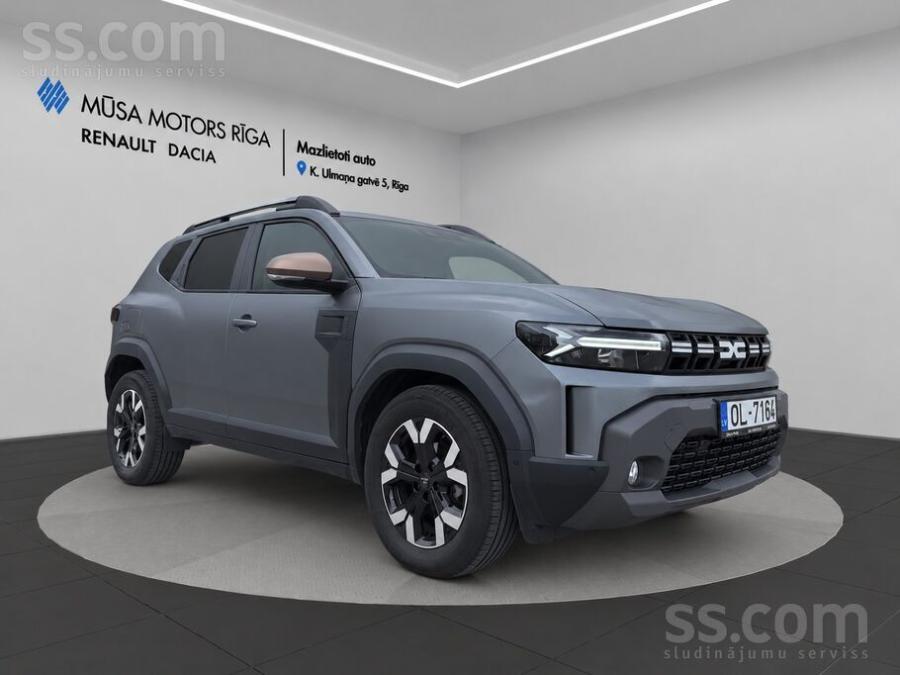 Grey Dacia Duster 2026 in Riga, with an engine capacity of 1.20 L and mileage of 16 thousand km for 19990 €, photo 1 on AUTOMOTO.COM.LV