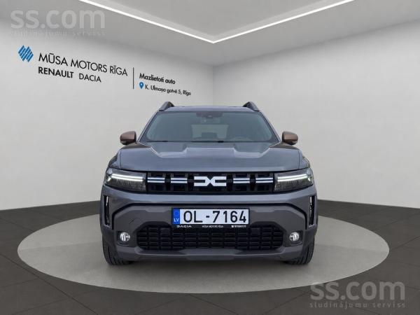 Серый Дачия Duster 2026 в Рига, объемом двигателя 1.20 л и пробегом 16 тыс. км за 19990 €, фото 3 на AUTOMOTO.COM.LV