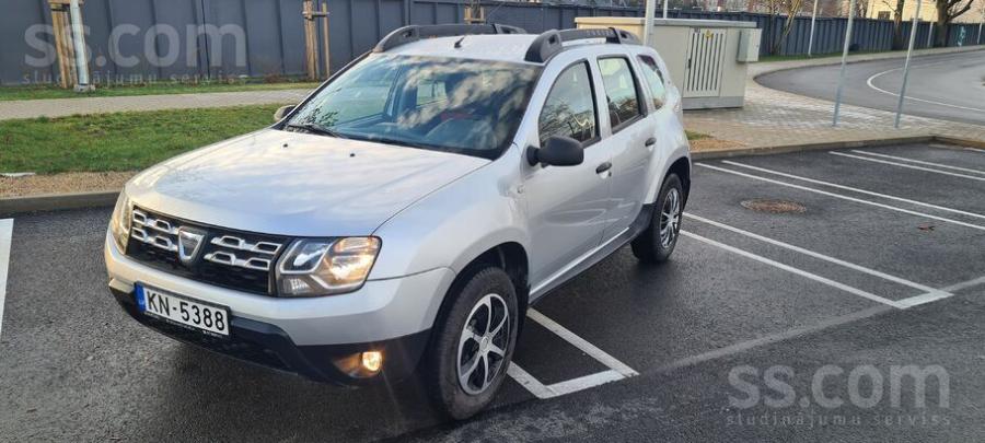 Grey Dacia Duster 2016 in Riga, with an engine capacity of 1.50 L and mileage of 155 thousand km for 6150 €, photo 1 on AUTOMOTO.COM.LV