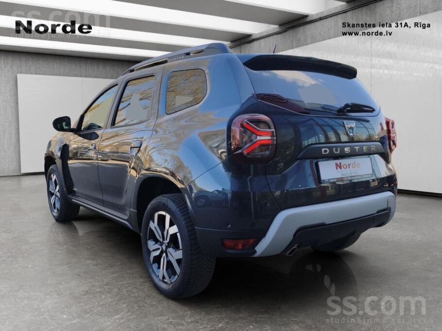 Grey Dacia Duster 2022 in Riga, with an engine capacity of 1.30 L and mileage of 103 thousand km for 14980 €, photo 5 on AUTOMOTO.COM.LV