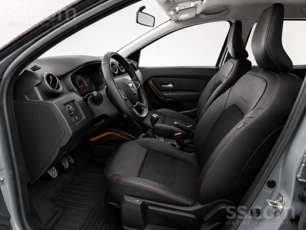 Серый Дачия Duster 2022 в Рига, объемом двигателя 1.00 л и пробегом 79 тыс. км за 13190 €, фото 6 на AUTOMOTO.COM.LV
