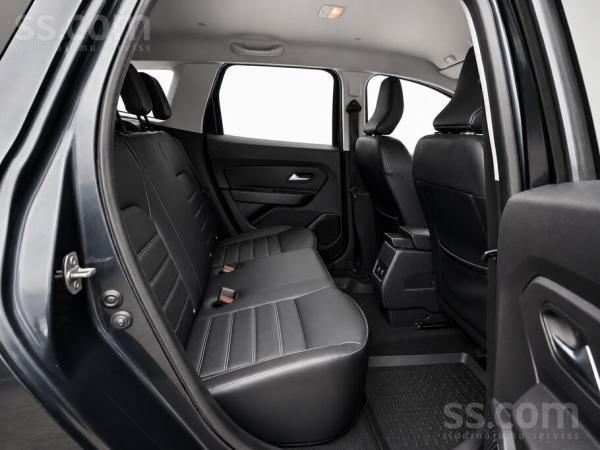 Grey Dacia Duster 2022 in Riga, with an engine capacity of 1.00 L and mileage of 75 thousand km for 12980 €, photo 8 on AUTOMOTO.COM.LV