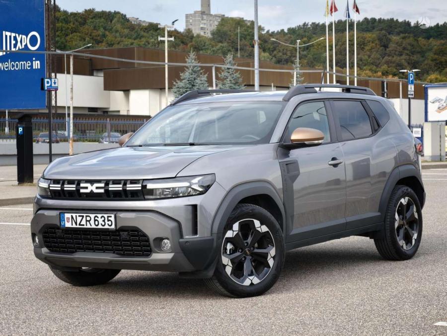Grey Dacia Duster 2025 in Vilnius, with an engine capacity of 1.60 L and mileage of 20 thousand km for 18500 €, photo 6 on AUTOMOTO.COM.LV