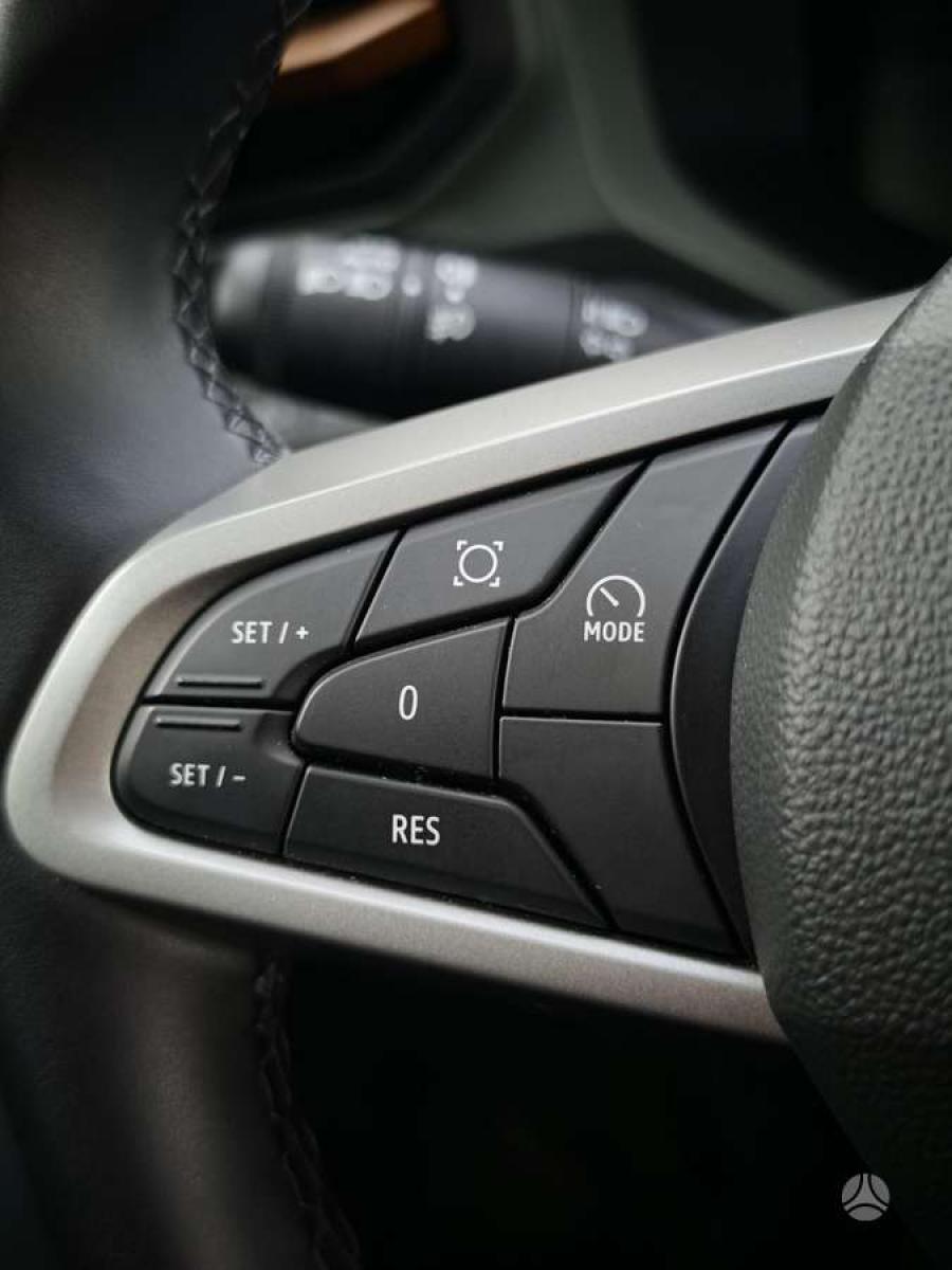 Grey Dacia Duster 2025 in Vilnius, with an engine capacity of 1.60 L and mileage of 20 thousand km for 18500 €, photo 15 on AUTOMOTO.COM.LV