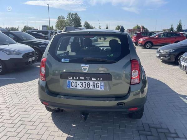 Grey Dacia Duster 2013 in Taurage, with an engine capacity of 1.50 L and mileage of 300 thousand km for 3700 €, photo 6 on AUTOMOTO.COM.LV