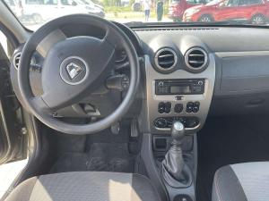 Pelēks Dacia Duster 2013 Tauragė, ar dzinēja tilpumu 1.50 L un nobraukumu 300 tūkst. km par 3700 €, foto 13 vietnē AUTOMOTO.COM.LV
