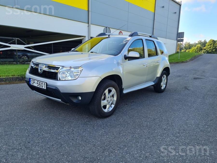 Pelēks Dacia Duster 2010 Ogre, ar dzinēja tilpumu 1.50 L un nobraukumu 0 tūkst. km par 4970 €, foto 1 vietnē AUTOMOTO.COM.LV