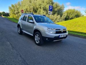 Grey Dacia Duster 2010 in Ogre, with an engine capacity of 1.50 L and mileage of 149 thousand km for 4970 €, photo 4 on AUTOMOTO.COM.LV