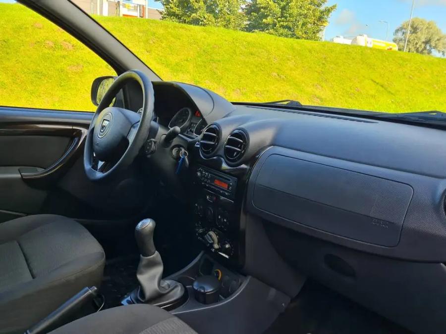 Grey Dacia Duster 2010 in Ogre, with an engine capacity of 1.50 L and mileage of 149 thousand km for 4970 €, photo 23 on AUTOMOTO.COM.LV