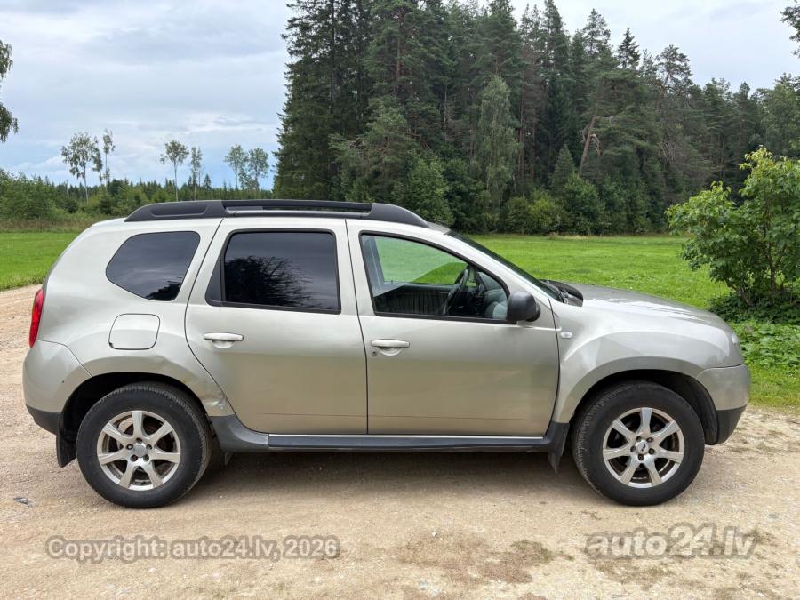 Серый Дачия Duster 2011 в Таллин, объемом двигателя 1.60 л и пробегом 148 тыс. км за 3600 €, фото 4 на AUTOMOTO.COM.LV