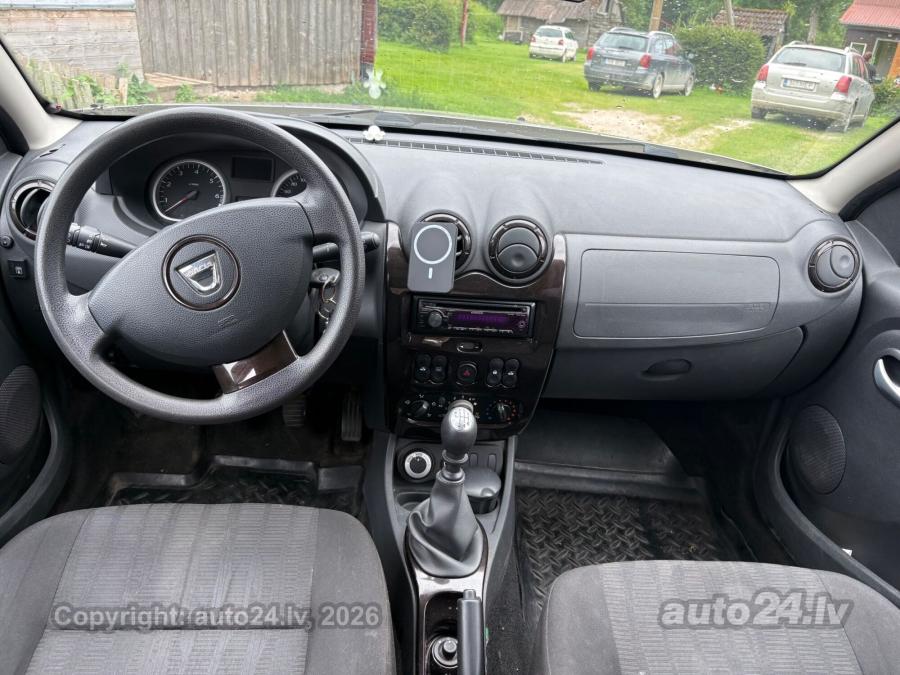 Серый Дачия Duster 2011 в Таллин, объемом двигателя 1.60 л и пробегом 148 тыс. км за 3600 €, фото 11 на AUTOMOTO.COM.LV