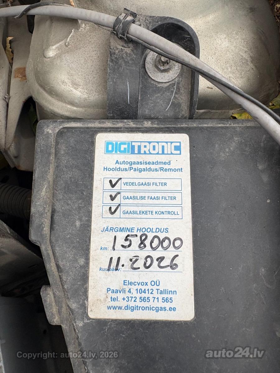 Серый Дачия Duster 2011 в Таллин, объемом двигателя 1.60 л и пробегом 148 тыс. км за 3600 €, фото 16 на AUTOMOTO.COM.LV