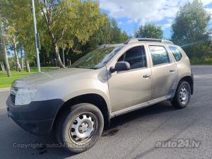 Pelēks Dacia Duster 2011 Pērnava, ar dzinēja tilpumu 1.60 L un nobraukumu 205 tūkst. km par 4200 €, foto 4 vietnē AUTOMOTO.COM.LV