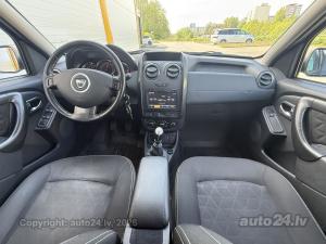 Grey Dacia Duster 2015 in Tallinn, with an engine capacity of 1.20 L and mileage of 95 thousand km for 6790 €, photo 6 on AUTOMOTO.COM.LV