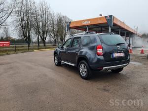 Grey Dacia Duster 2016 in Ogre, with an engine capacity of 1.20 L and mileage of 0 thousand km for 6970 €, photo 7 on AUTOMOTO.COM.LV