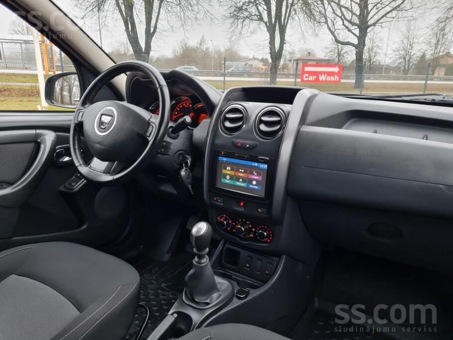 Grey Dacia Duster 2016 in Ogre, with an engine capacity of 1.20 L and mileage of 0 thousand km for 6970 €, photo 21 on AUTOMOTO.COM.LV