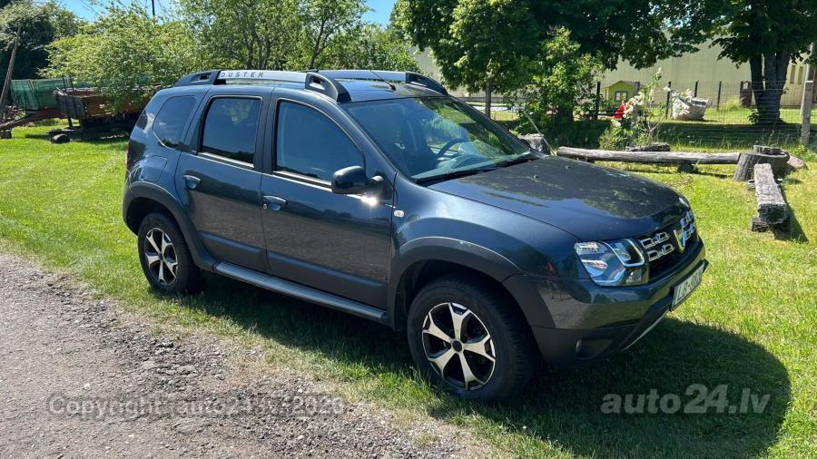 Pelēks Dacia Duster 2017 Rīga, ar dzinēja tilpumu 1.50 L un nobraukumu 127 tūkst. km par 7200 €, foto 1 vietnē AUTOMOTO.COM.LV