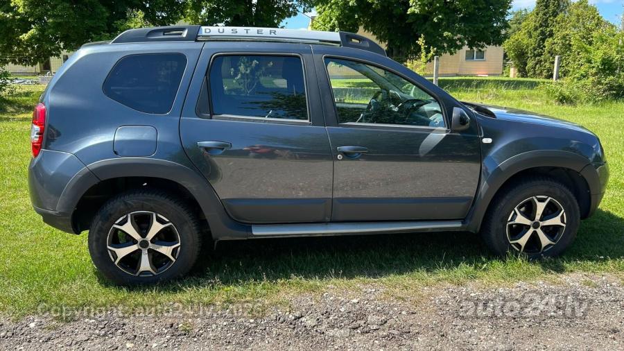 Pelēks Dacia Duster 2017 Rīga, ar dzinēja tilpumu 1.50 L un nobraukumu 127 tūkst. km par 7200 €, foto 3 vietnē AUTOMOTO.COM.LV