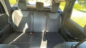 Pelēks Dacia Duster 2017 Rīga, ar dzinēja tilpumu 1.50 L un nobraukumu 127 tūkst. km par 7200 €, foto 13 vietnē AUTOMOTO.COM.LV