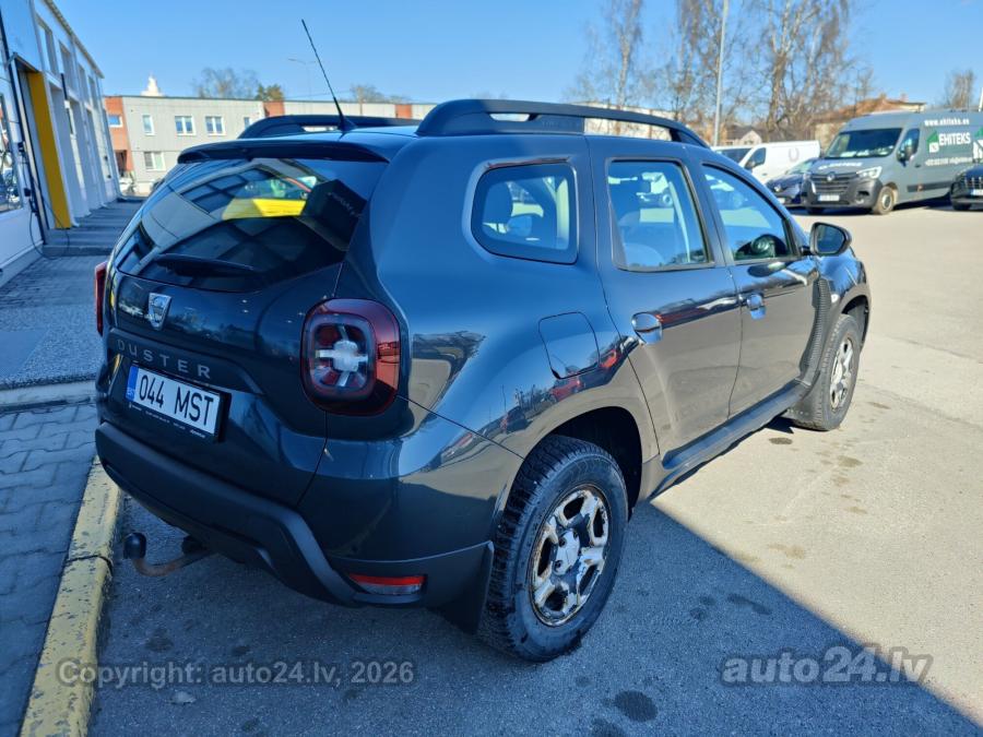 Grey Dacia Duster 2019 in Tartu, with an engine capacity of 1.60 L and mileage of 66 thousand km for 9990 €, photo 4 on AUTOMOTO.COM.LV