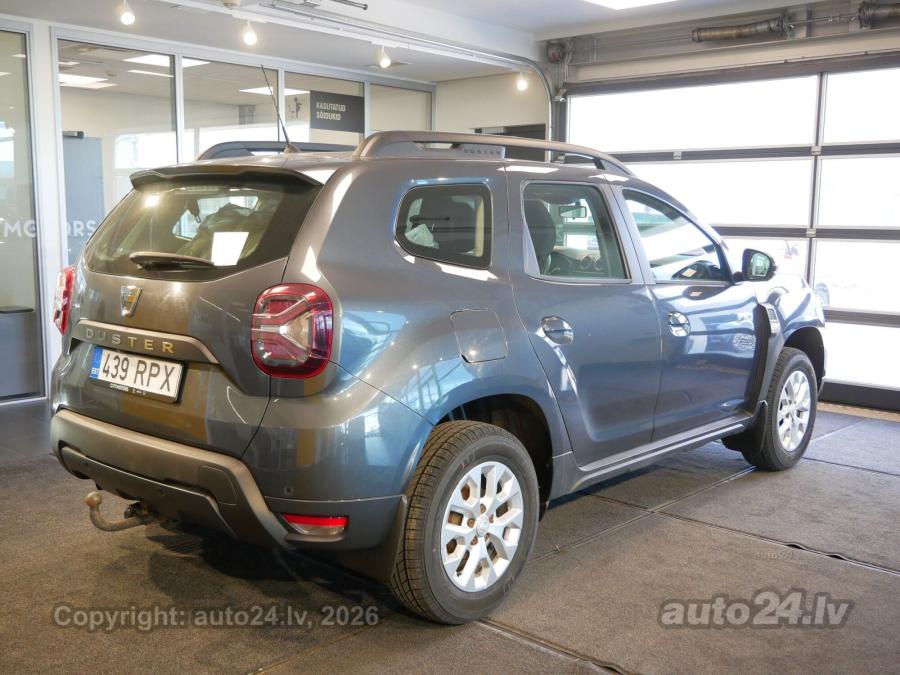 Grey Dacia Duster 2021 in Tallinn, with an engine capacity of 1.00 L and mileage of 75 thousand km for 10700 €, photo 4 on AUTOMOTO.COM.LV