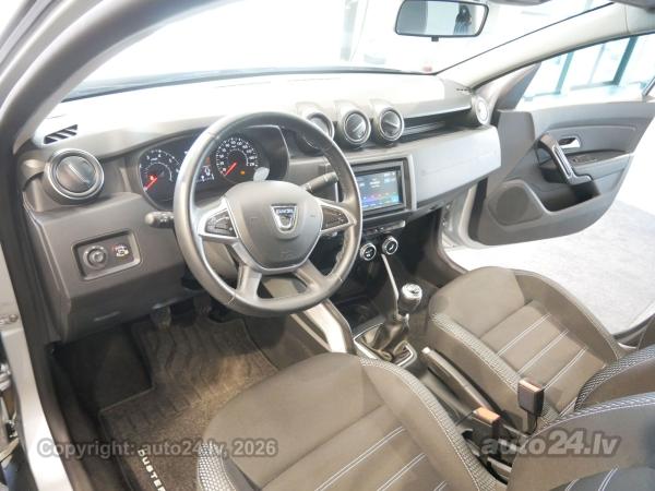 Pelēks Dacia Duster 2021 Tallina, ar dzinēja tilpumu 1.00 L un nobraukumu 50 tūkst. km par 10300 €, foto 8 vietnē AUTOMOTO.COM.LV