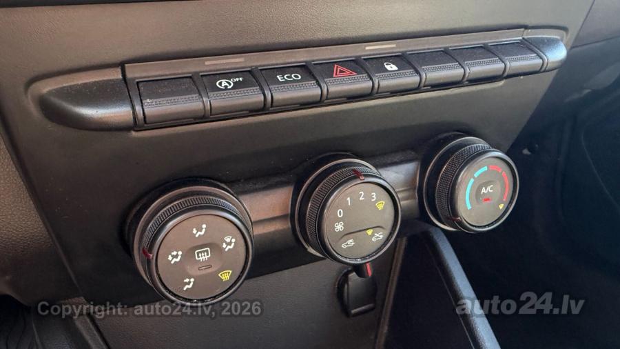 Pelēks Dacia Duster 2021 Tallina, ar dzinēja tilpumu 1.00 L un nobraukumu 39 tūkst. km par 8500 €, foto 13 vietnē AUTOMOTO.COM.LV