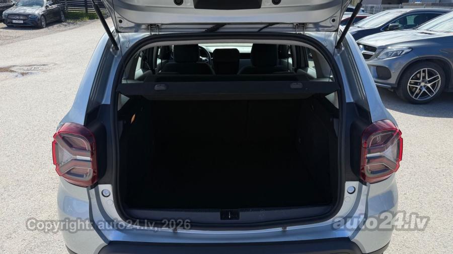 Pelēks Dacia Duster 2021 Tallina, ar dzinēja tilpumu 1.00 L un nobraukumu 39 tūkst. km par 8500 €, foto 25 vietnē AUTOMOTO.COM.LV