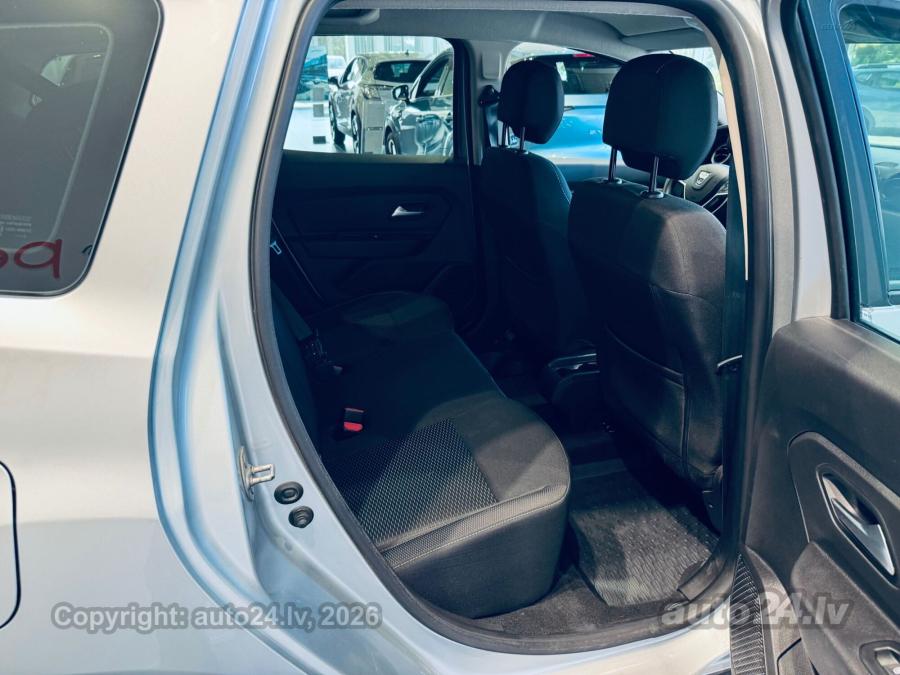 Серый Дачия Duster 2021 в Пярну, объемом двигателя 1.00 л и пробегом 86 тыс. км за 9900 €, фото 18 на AUTOMOTO.COM.LV