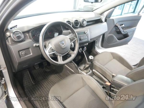 Grey Dacia Duster 2021 in Tallinn, with an engine capacity of 1.50 L and mileage of 163 thousand km for 12500 €, photo 8 on AUTOMOTO.COM.LV