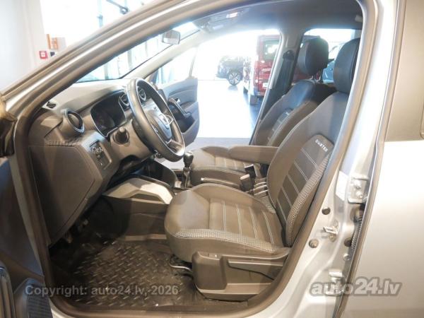 Grey Dacia Duster 2021 in Tallinn, with an engine capacity of 1.00 L and mileage of 115 thousand km for 8500 €, photo 6 on AUTOMOTO.COM.LV