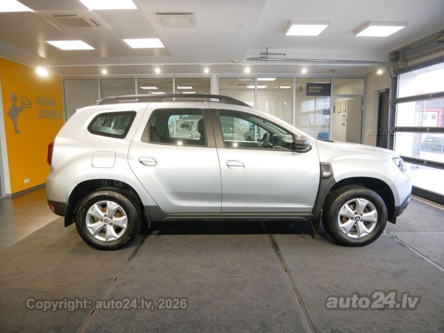 Grey Dacia Duster 2021 in Tallinn, with an engine capacity of 1.00 L and mileage of 98 thousand km for 8990 €, photo 3 on AUTOMOTO.COM.LV