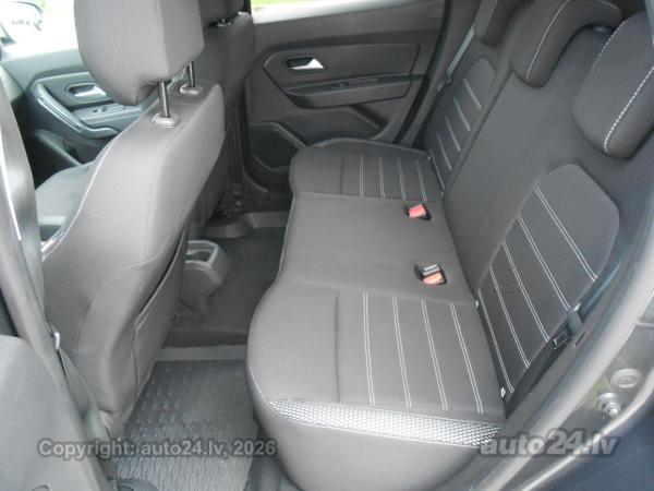 Pelēks Dacia Duster 2021 Viljandi, ar dzinēja tilpumu 1.00 L un nobraukumu 126 tūkst. km par 10490 €, foto 8 vietnē AUTOMOTO.COM.LV