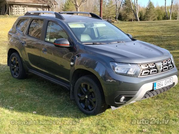 Grey Dacia Duster 2022 in Tallinn, with an engine capacity of 1.50 L and mileage of 93 thousand km for 18900 €, photo 3 on AUTOMOTO.COM.LV