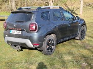 Grey Dacia Duster 2022 in Tallinn, with an engine capacity of 1.50 L and mileage of 93 thousand km for 18900 €, photo 5 on AUTOMOTO.COM.LV