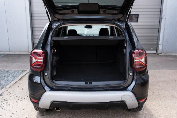 Grey Dacia Duster 2022 in Jelgava, with an engine capacity of 1.30 L and mileage of 174 thousand km for 15350 €, photo 6 on AUTOMOTO.COM.LV