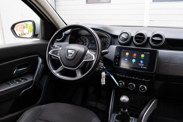 Grey Dacia Duster 2022 in Jelgava, with an engine capacity of 1.30 L and mileage of 174 thousand km for 15350 €, photo 9 on AUTOMOTO.COM.LV