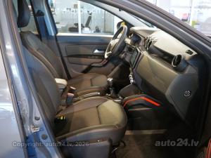 Pelēks Dacia Duster 2022 Tallina, ar dzinēja tilpumu 1.00 L un nobraukumu 101 tūkst. km par 12990 €, foto 11 vietnē AUTOMOTO.COM.LV