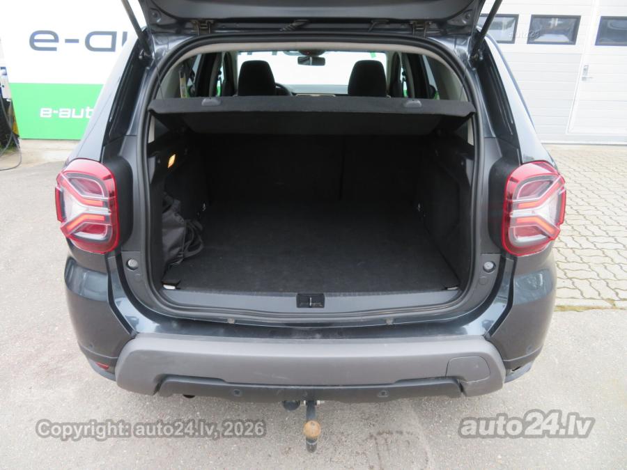 Grey Dacia Duster 2023 in Tallinn, with an engine capacity of 1.50 L and mileage of 83 thousand km for 17500 €, photo 7 on AUTOMOTO.COM.LV