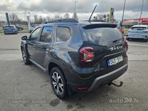 Grey Dacia Duster 2024 in Tartu, with an engine capacity of 1.50 L and mileage of 53 thousand km for 22990 €, photo 5 on AUTOMOTO.COM.LV