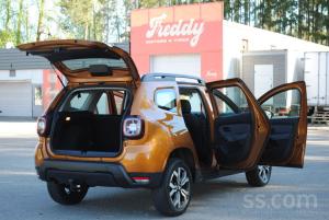 Orange Dacia Duster 2018 in Riga, with an engine capacity of 1.50 L and mileage of 78 thousand km for 9990 €, photo 8 on AUTOMOTO.COM.LV