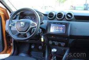 Orange Dacia Duster 2018 in Riga, with an engine capacity of 1.50 L and mileage of 78 thousand km for 9990 €, photo 15 on AUTOMOTO.COM.LV